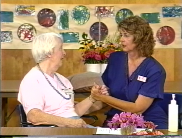 Compassionate Touch: Benefits And Effects In Alzheimer's Care - Terra ...